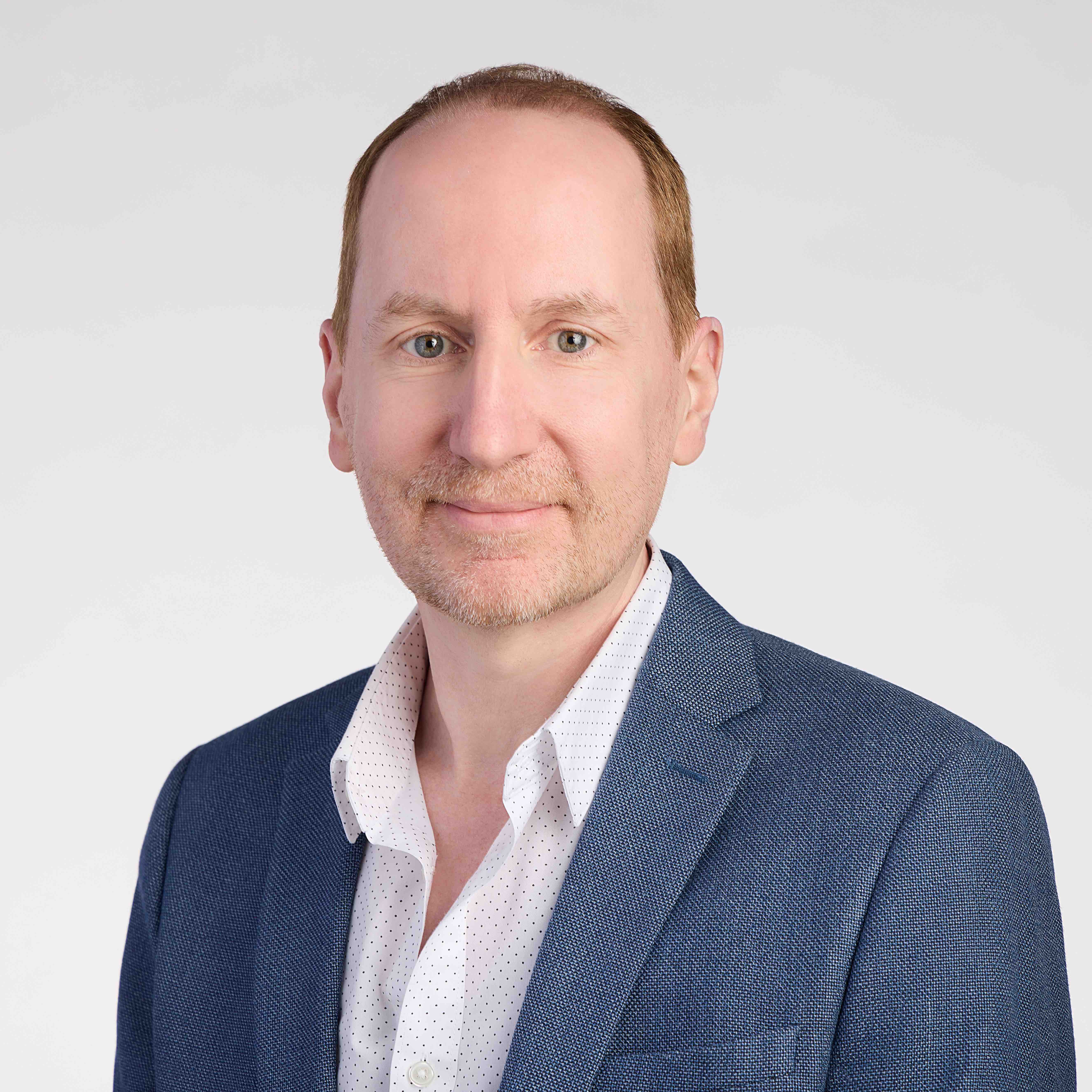 Unraveling Immune Biomarkers in Endometrial Cancer Therapy